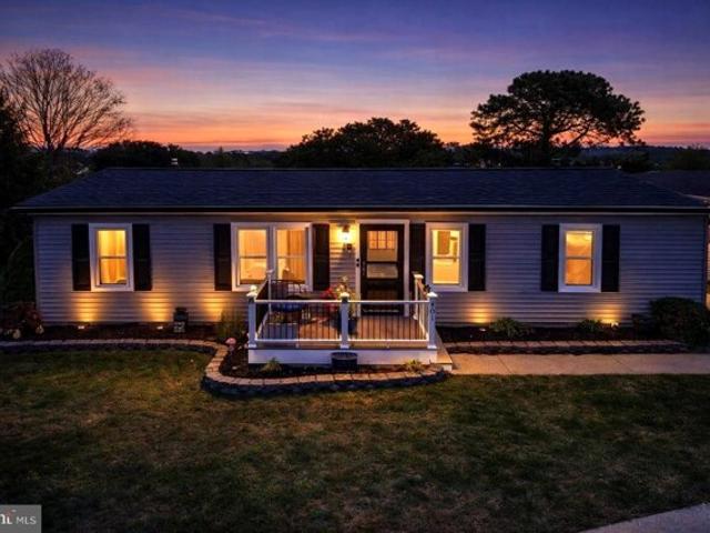 Maplehurst Ct, Manchester, Property For Sale
