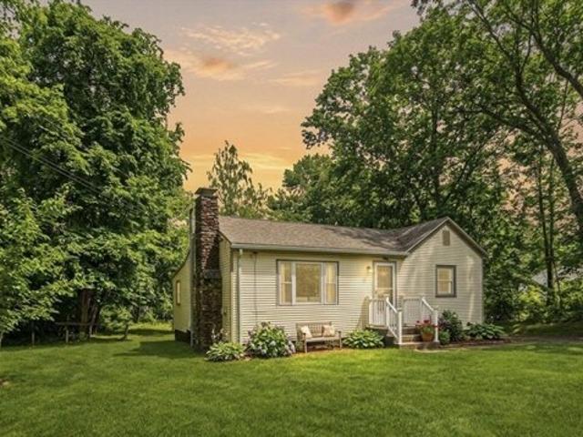 Mapleshade Ave, East Longmeadow, Home For Sale