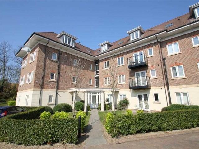 Maplewood Court, 47 Woodthorpe Road, Ashford TW15, 2 bed flat to rent, £1,800 pcm | PrimeLocation