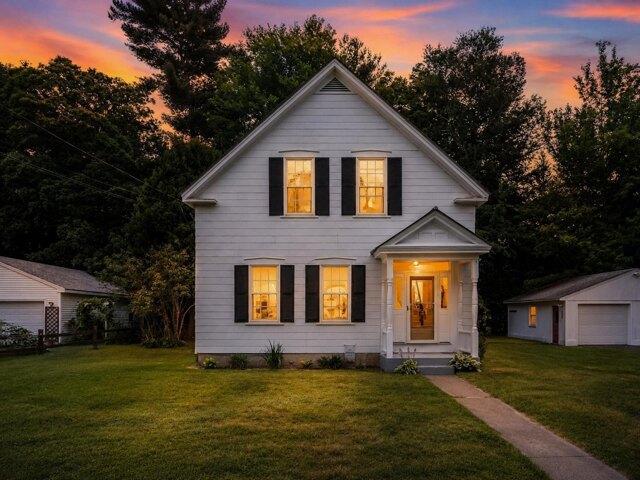 Maplewood Cir, Walpole, Home For Sale