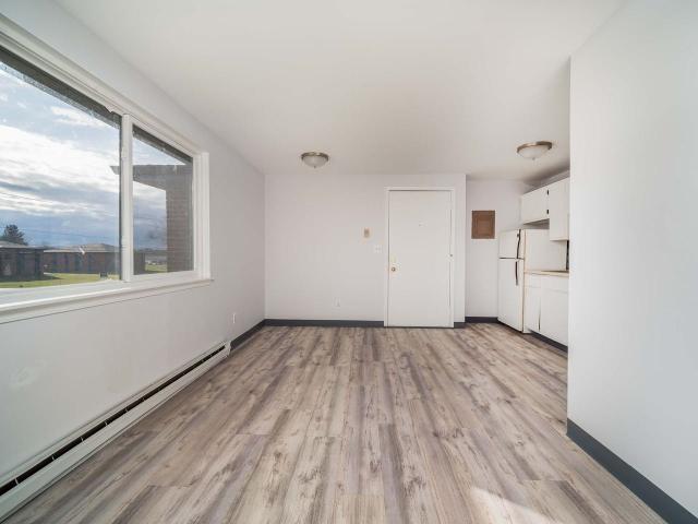 Maplewood Apartments 1 Bedroom Apartment for Rent at 6285 6262, 6266, 6281, and 6285 Robinson Road #6266, Lockport, NY 14094