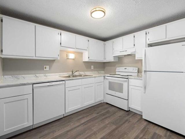 Maplewood Apartments 1 Bedroom Apartment for Rent at 6371 6371 Robinson Rd  6578 6592 Dysinger Road, Lockport, NY 14094