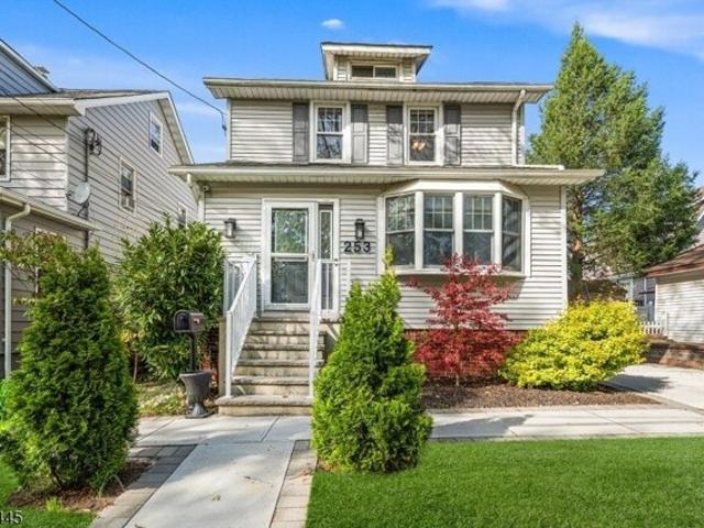 Maplewood Ave, Bogota, Home For Sale