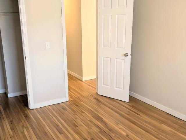 Maplewood Manor 1 Bedroom Apartment for Rent at 2271 Atlantic St, Maplewood, MN 55109 Maplewood Oakdale