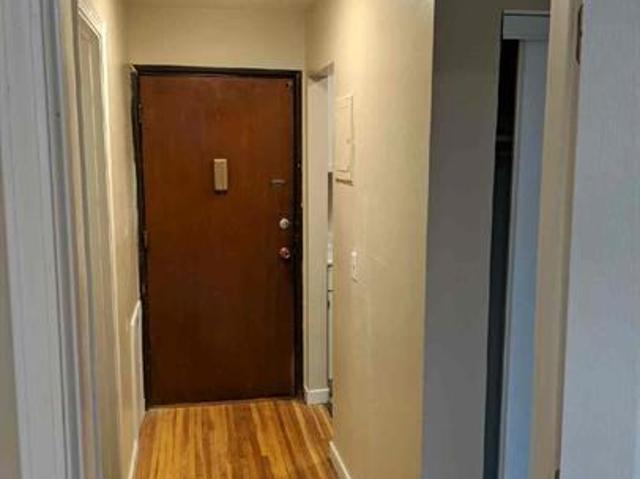 Maplewood Manor Studio Apartment for Rent at 2271 Atlantic Street, Maplewood, MN 55109 Maplewood Oakdale