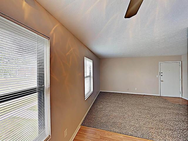 Maplewood Studio Apartment for Rent at 4860 Fegenbush Ln, Louisville, KY 40228