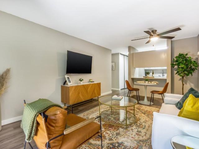 Maplewood Park Studio Apartment for Rent at 3815 Ne 4th St, Renton, WA 98056