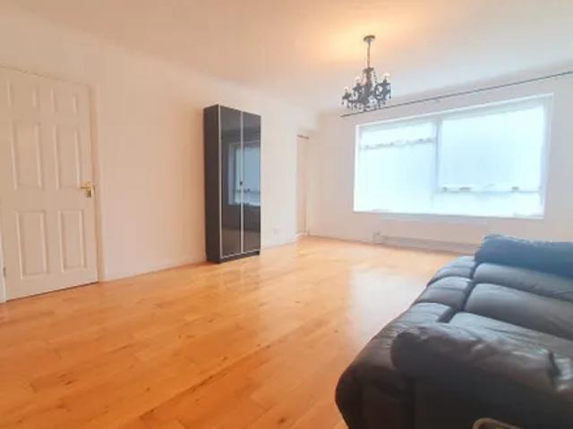 Maplin Close, London, N21 1PR, United Kingdom | 2 bed house for rent #154595965 | Rentberry