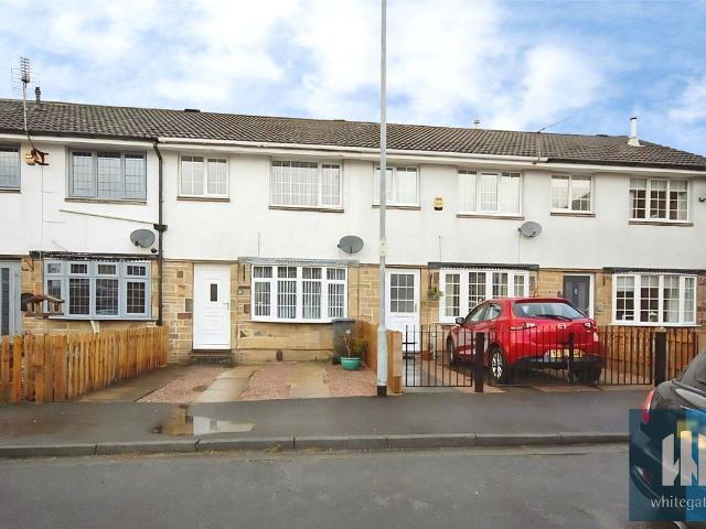 Maplin Drive, Salendine Nook, Huddersfield HD3, 3 bed terraced house to rent, £1,100 pcm | PrimeLocation