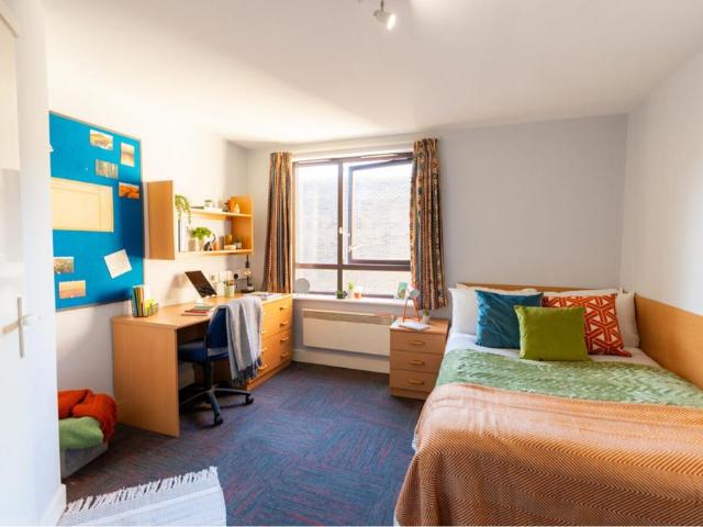 Maplin Street, London E3 1 bed private hall to rent £1,326 pcm £306 pw