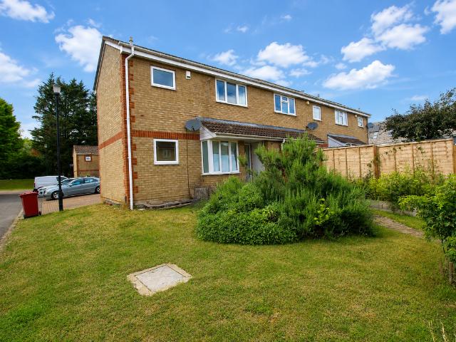 Maplin Park, Langley, Slough SL3, 1 bed semi detached house to rent, £1,250 pcm | PrimeLocation