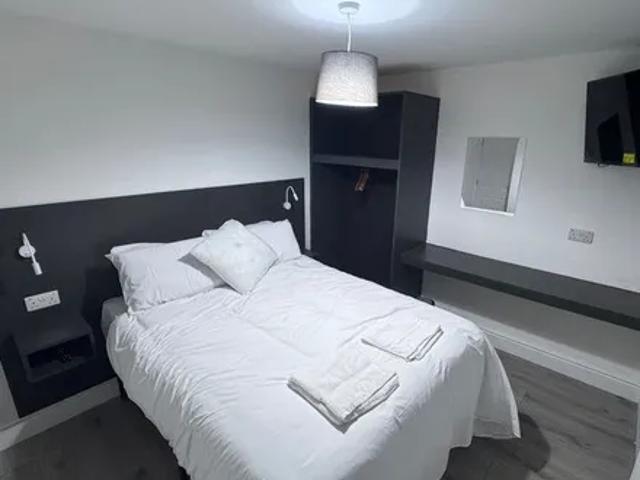 Maplin Road, Custom House, London, E16 3EJ, United Kingdom | 4 bed house for rent #165464015 | Rentberry