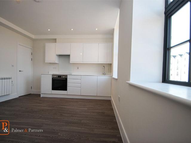 Maponite Buildings, Colchester, Essex CO2, 1 bed flat to rent, £850 pcm | PrimeLocation