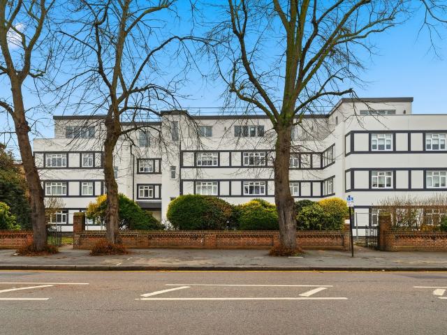 Mapperley Close, Pp506, New Wanstead E11, 2 bed flat to rent, £2,300 pcm | PrimeLocation