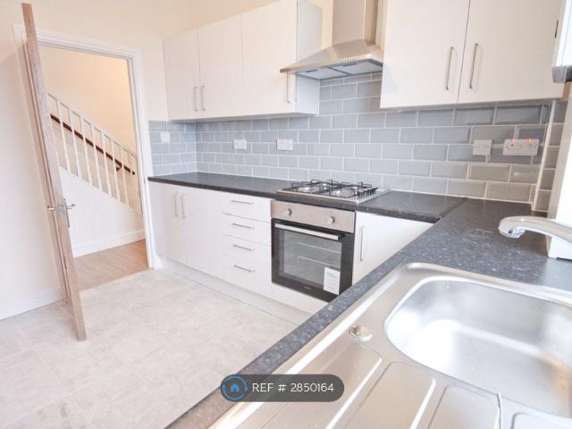 Mapperley, Nottingham NG3, 2 bed flat to rent, £900 pcm | PrimeLocation