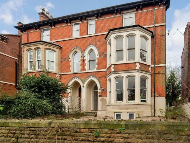 Mapperley Road, Nottingham NG3 3 bed flat to rent £1,695 pcm £391 pw