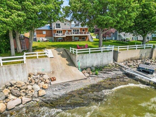 Maquam Shore Rd, Saint Albans Town, Home For Sale