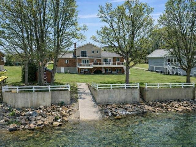 Maquam Shore Rd, Saint Albans Town, Home For Sale