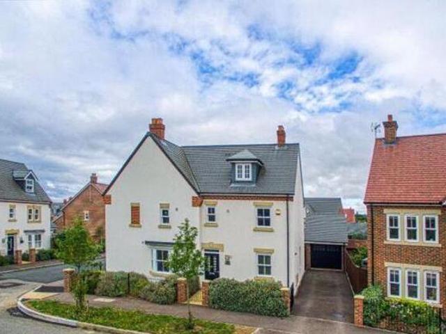 Martell Drive, Kempston, 3 Bedroom Semi detached