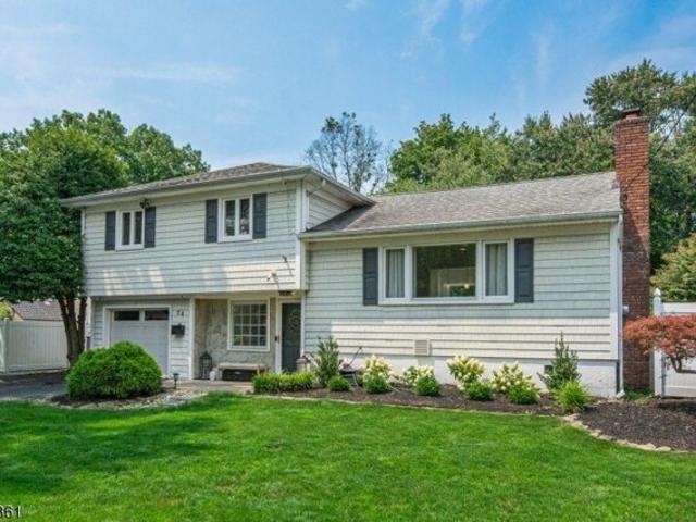 Martha Rd, Roseland, Home For Sale
