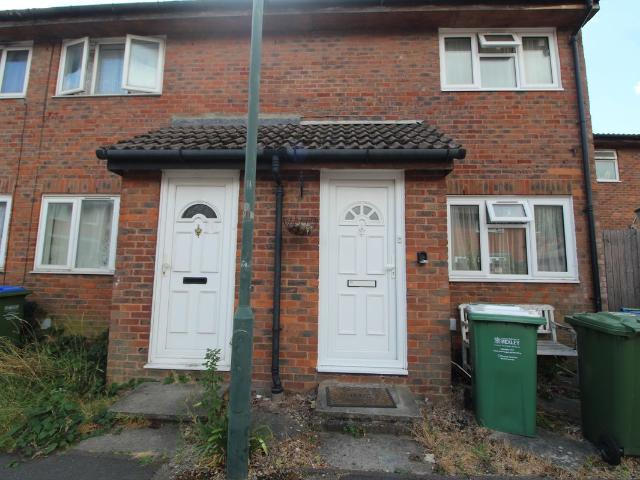 Martham Close, London SE28, 2 bed terraced house to rent, £1,750 pcm | PrimeLocation