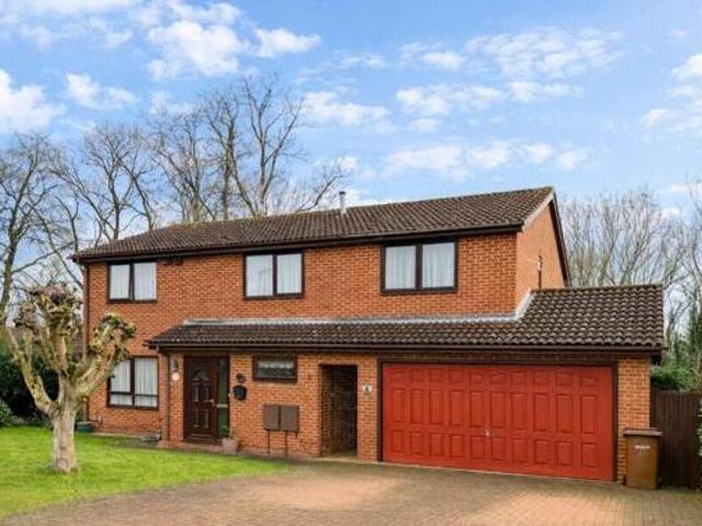 Martin Court, Gillingham, 6 Bedroom Detached