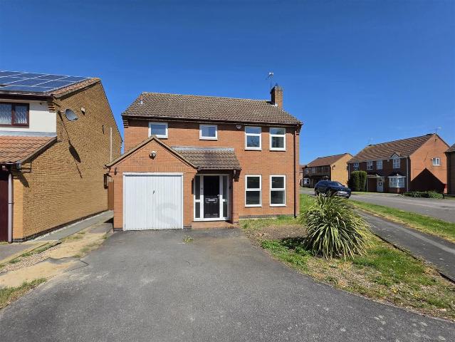 Martin Drive, Syston, Leicester LE7, 4 bed detached house to rent, £1,600 pcm | PrimeLocation
