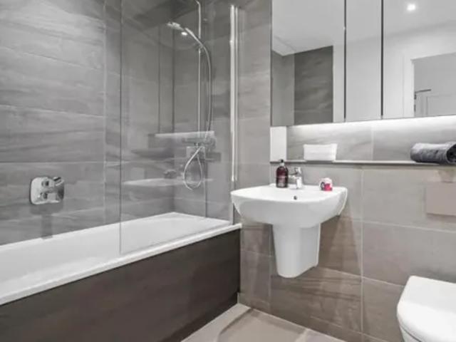 Martin House, Falmouth Road, London, SE1 6QN, United Kingdom | 3 bed apartment for rent #154587461 | Rentberry