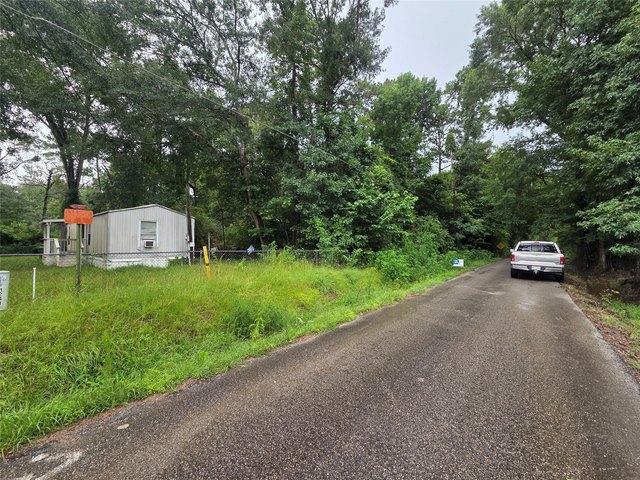 Martin Luther King St, Cleveland, TX 77327