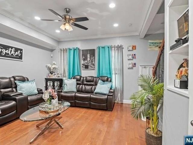 Martin St, Paterson, Home For Sale