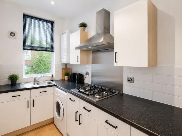Martin Terrace, Burley, Leeds, West Yorkshire LS4, 4 bed terraced house to rent, £2,219 pcm | PrimeLocation