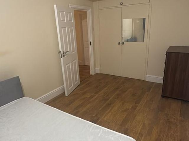 Martindale Avenue, London E16, Room to rent, £1,000 pcm | PrimeLocation