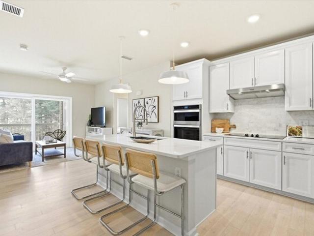 Martins Lndg Apt,north Reading, Condo For Sale