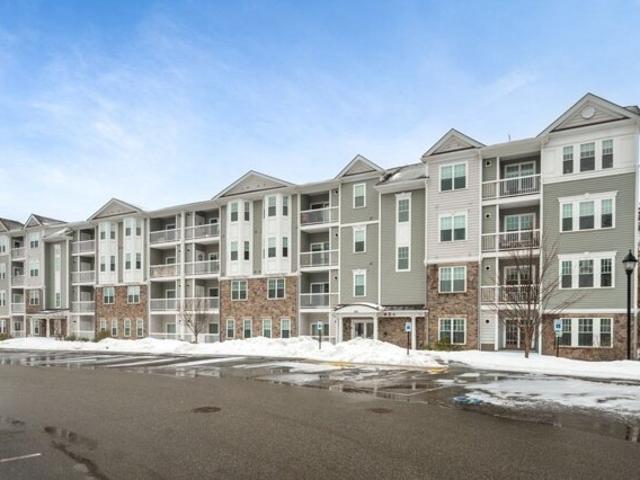 Martins Lndg Apt,north Reading, Condo For Sale