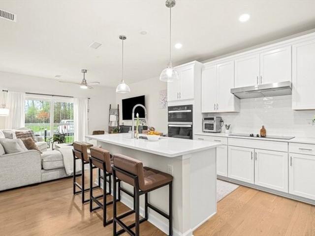 Martins Lndg Apt,north Reading, Condo For Sale