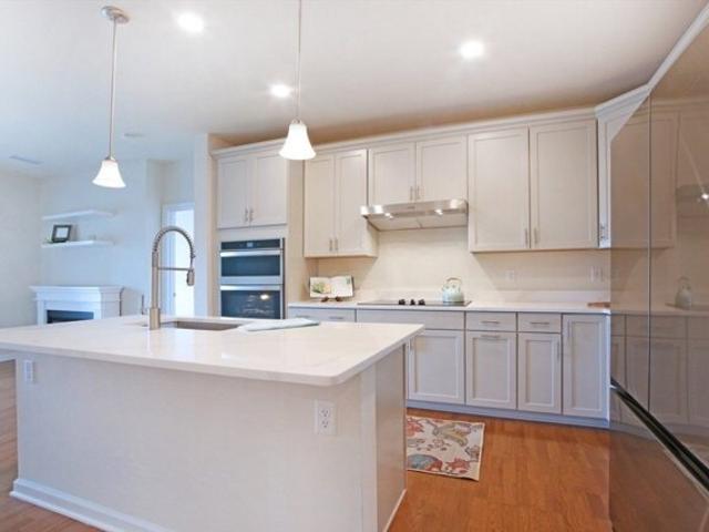 Martins Lndg Apt,north Reading, Condo For Sale