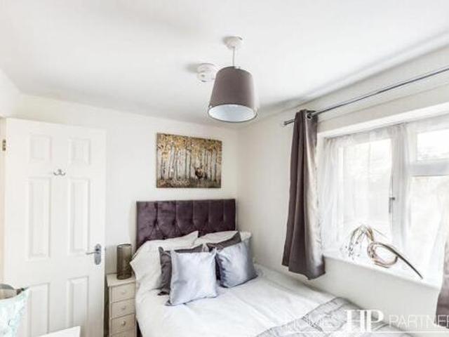 Martyrs Avenue, Langley Green, 1 Bedroom House