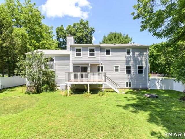 Marva Ln, Stamford, Home For Sale