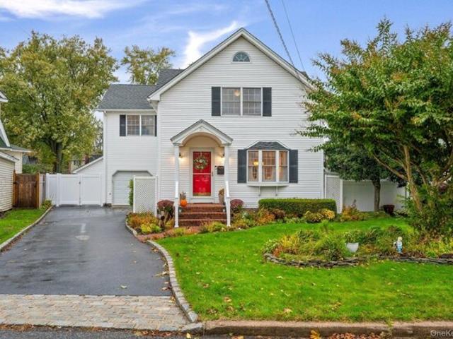 Marvin St, Patchogue, Home For Sale