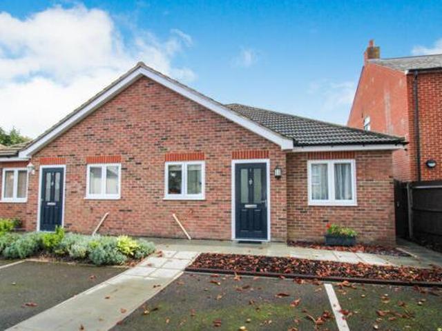 Marwood Place, Farnborough,2 Bedroom Bungalow