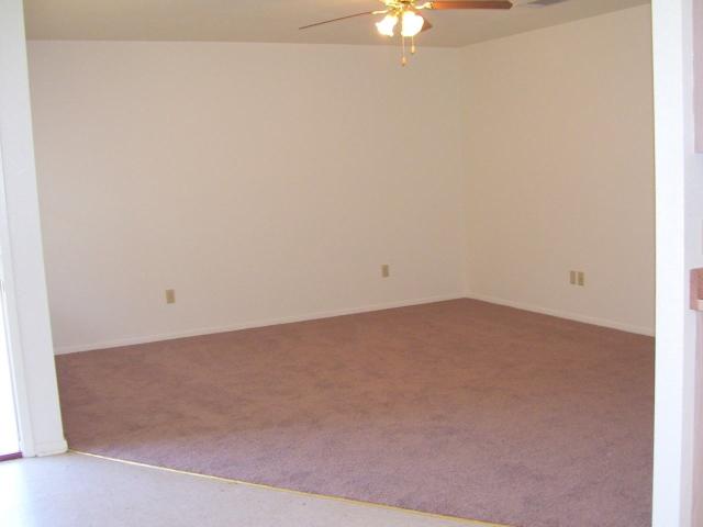 MARY8117 19 3 Bedroom Apartment for Rent at 8117 Marydean Ave, Fort Worth, TX 76116 Western Hills North
