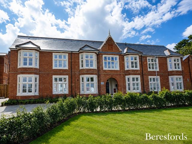 Mary Munnion Quarter CM2, 2 bed flat to rent, £1,395 pcm | PrimeLocation
