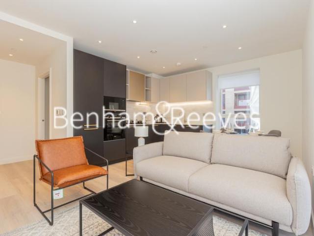 Mary Neuner Road, Alexandra Gate N8 2 bed apartment to rent £2,500 pcm £577 pw