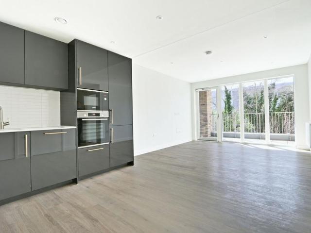 Mary Neuner Road, London N8 1 bed apartment to rent £1,950 pcm £450 pw