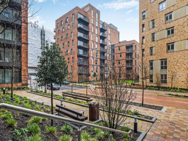 Mary Neuner Road, London N8, 1 bed flat to rent, £2,050 pcm | PrimeLocation