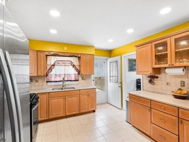 Mary Ave, Woodland Park, Home For Sale