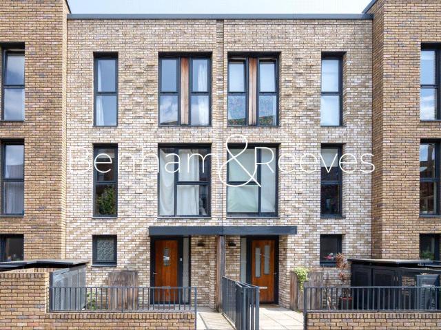 Mary Rose Square, London SE16, 4 bed terraced house to rent, £3,995 pcm | PrimeLocation