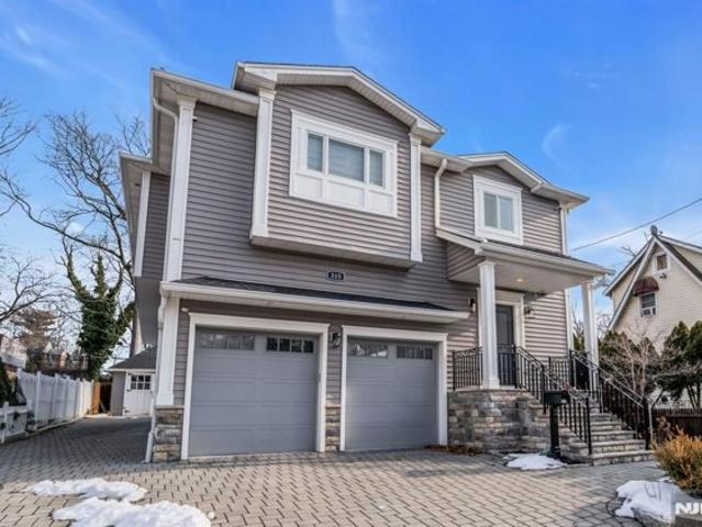 Mary St, Englewood, Home For Sale