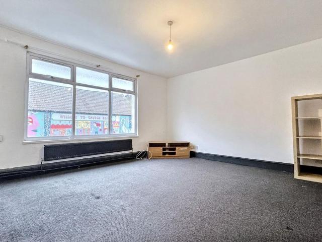 Mary Street, Redfield, Bristol BS5, 3 bed flat to rent, £1,650 pcm | PrimeLocation