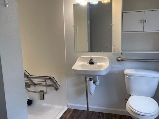 Marycrest Apartments Waiving the Application Fee for August Studio Apartment for Rent at 1607 W 12th St, Davenport, IA 52804 Riverview Terrace